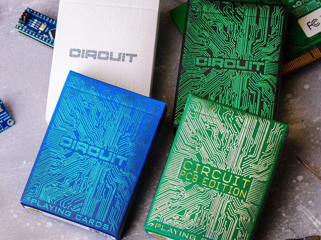 Beautifully Detailed Hand-Illustrated Playing Card Decks That Feature a ...