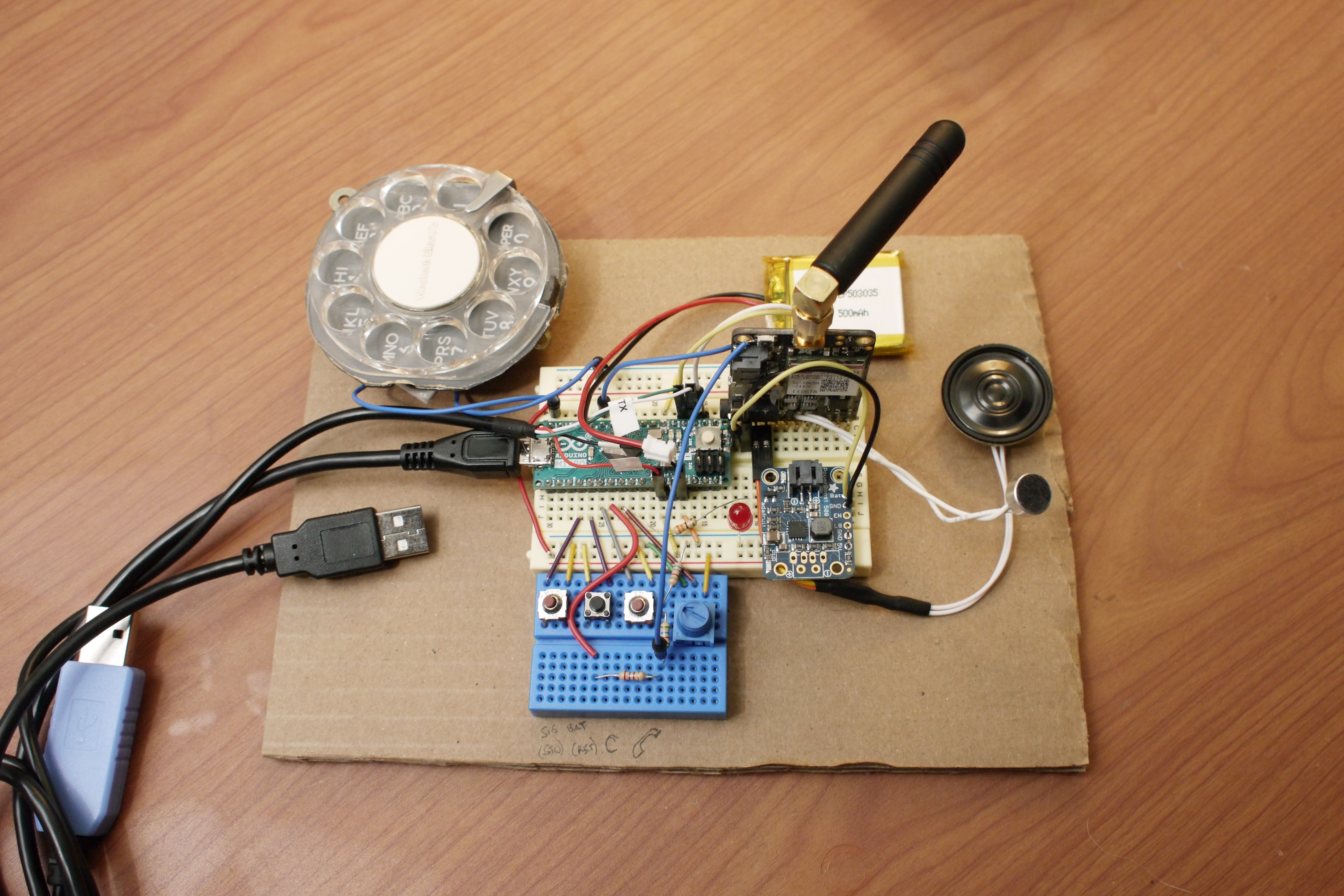 Engineer Creates a Novel Cellphone With a Rotary Dial