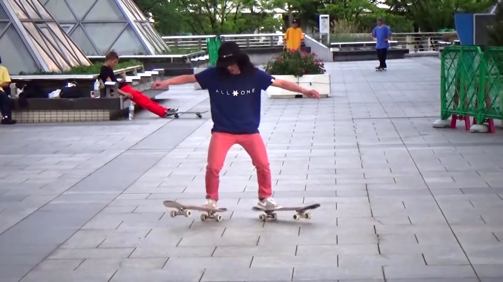 Japanese Freestyle Skateboarding Prodigy Performs Impressive Tricks ...