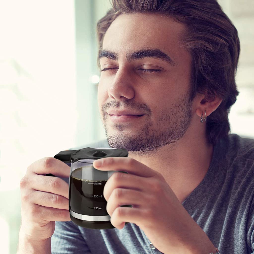 A Clever Coffee Mug Shaped Like a Glass Coffee Pot