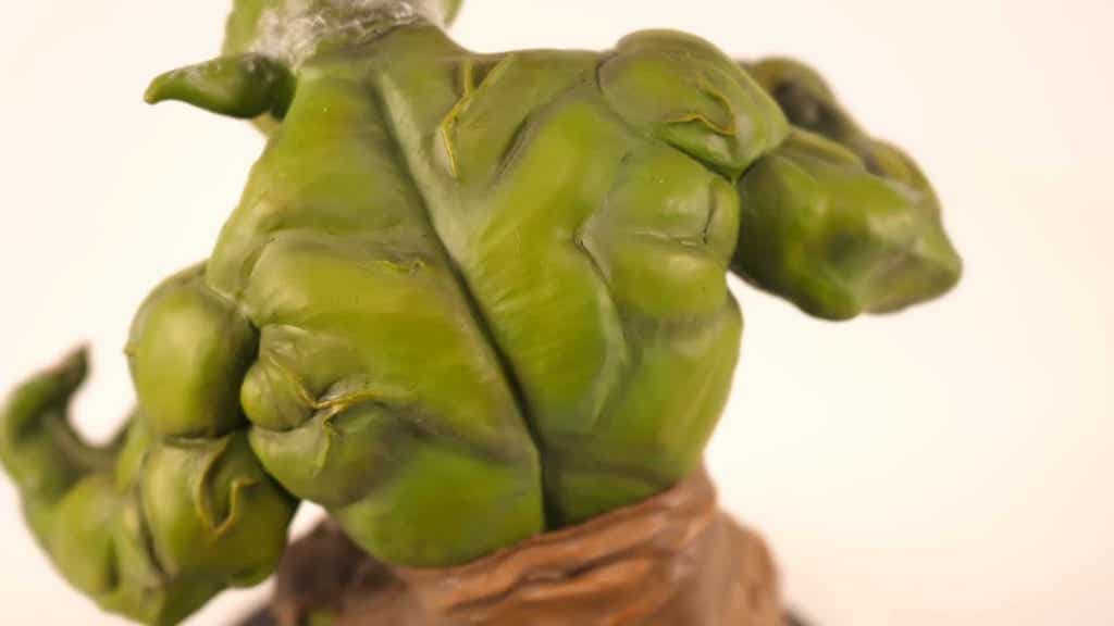 An Amusing Clay Sculpture Mashup That Combines The Incredible Hulk With ...