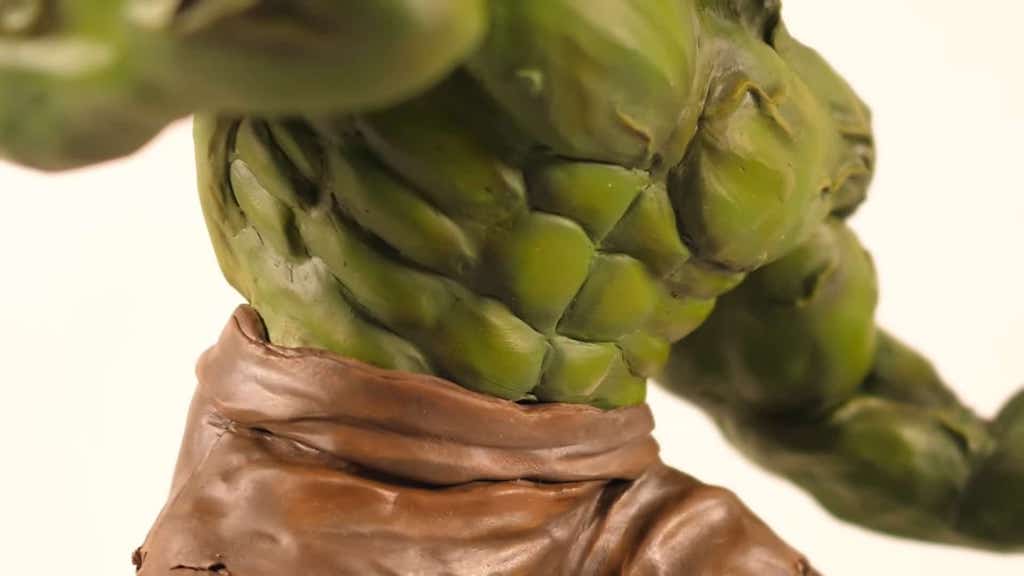 An Amusing Clay Sculpture Mashup That Combines The Incredible Hulk With ...