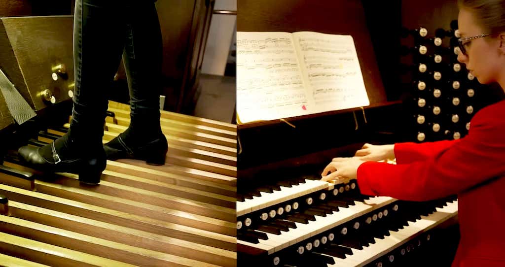 How to Play the Pipe Organ