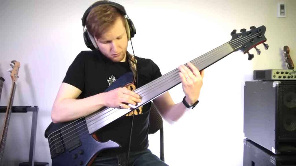'Bohemian Rhapsody' on Six-String Fretless Bass