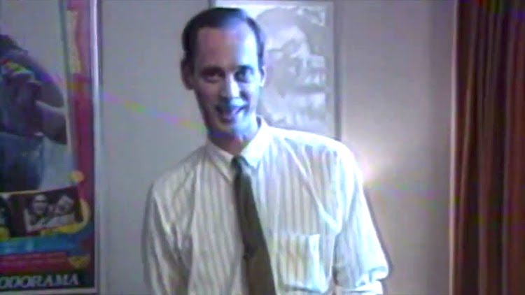 John Waters Gives an Amusing Tour of His Baltimore Apartment in 1986