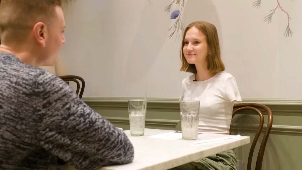 Woman Born Without Arms Takes Viewers on Blind Date