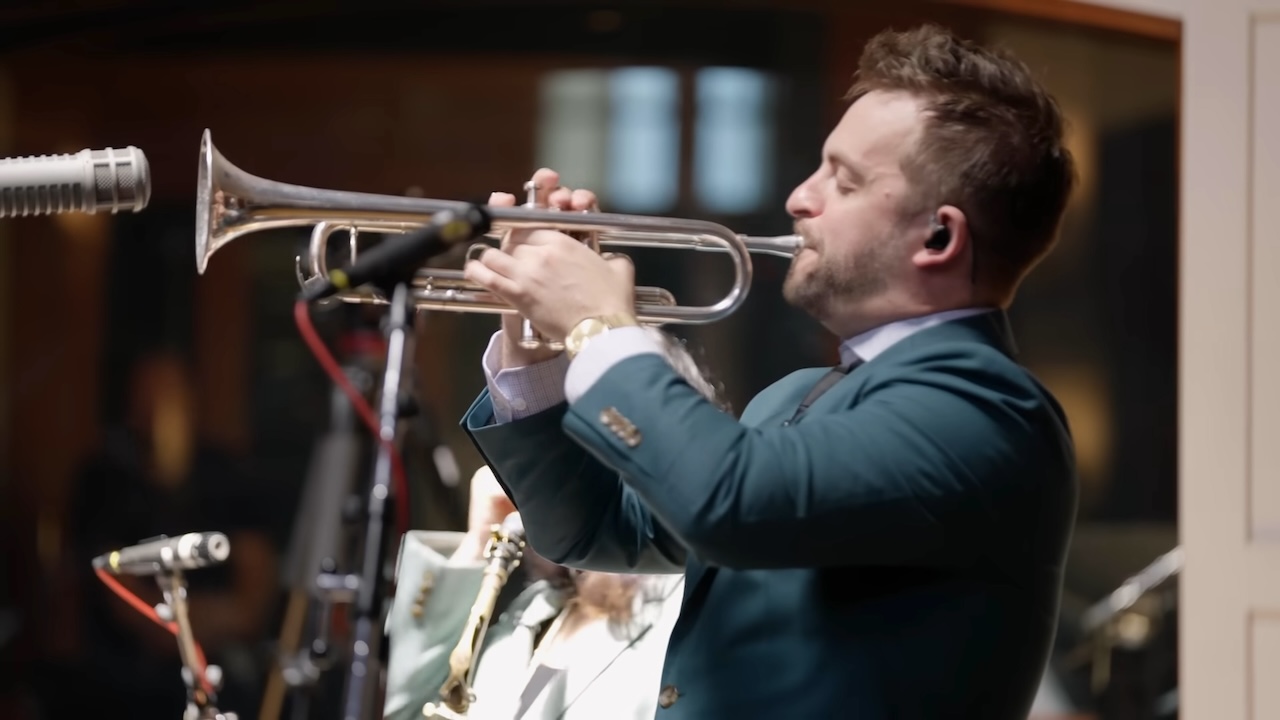 Daniel Koren Performs a Smooth Jazz, A Cappella Cover of Nirvana's Song ...