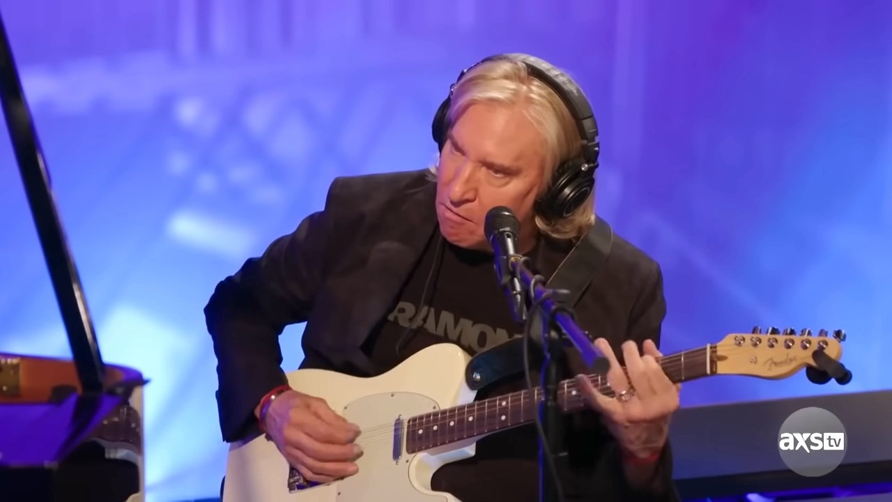 Joe Walsh of Eagles Explains How the Iconic 'Life in the Fast Lane' Guitar Lick Was Actually a ...
