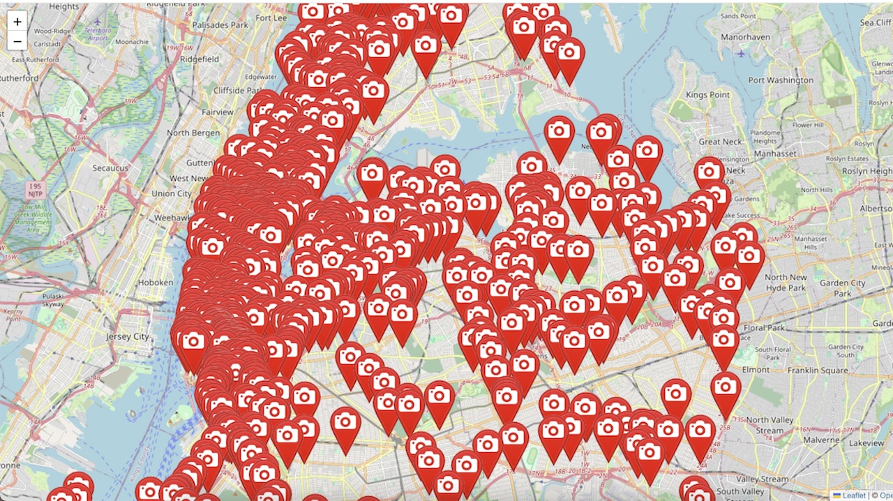 How to Take Photos of Yourself Using Traffic Light Cameras in New York City