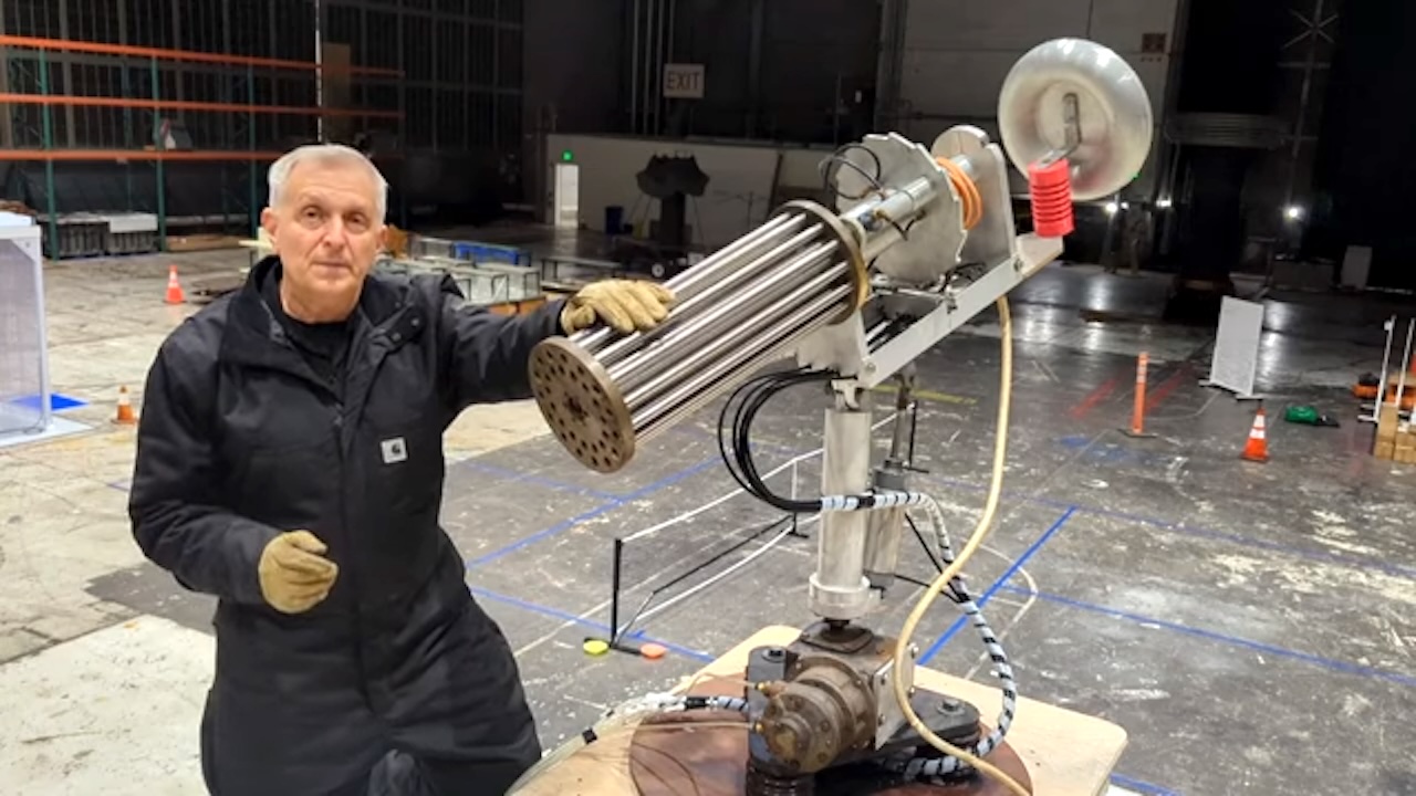 Greg Leyh Fires a Giant High-Voltage Plasma Cannon