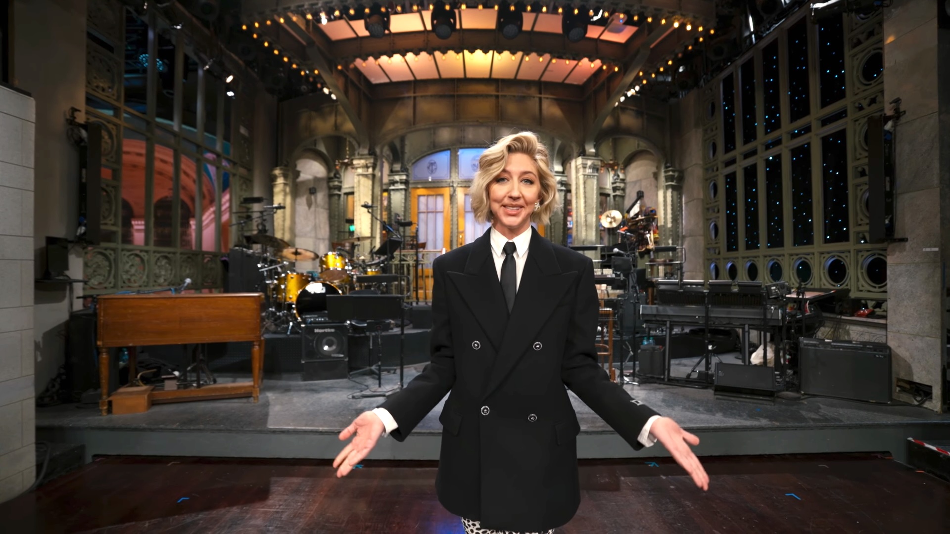 Slow Motion Footage of Popping a Balloon Inside a Balloon Inside a ...