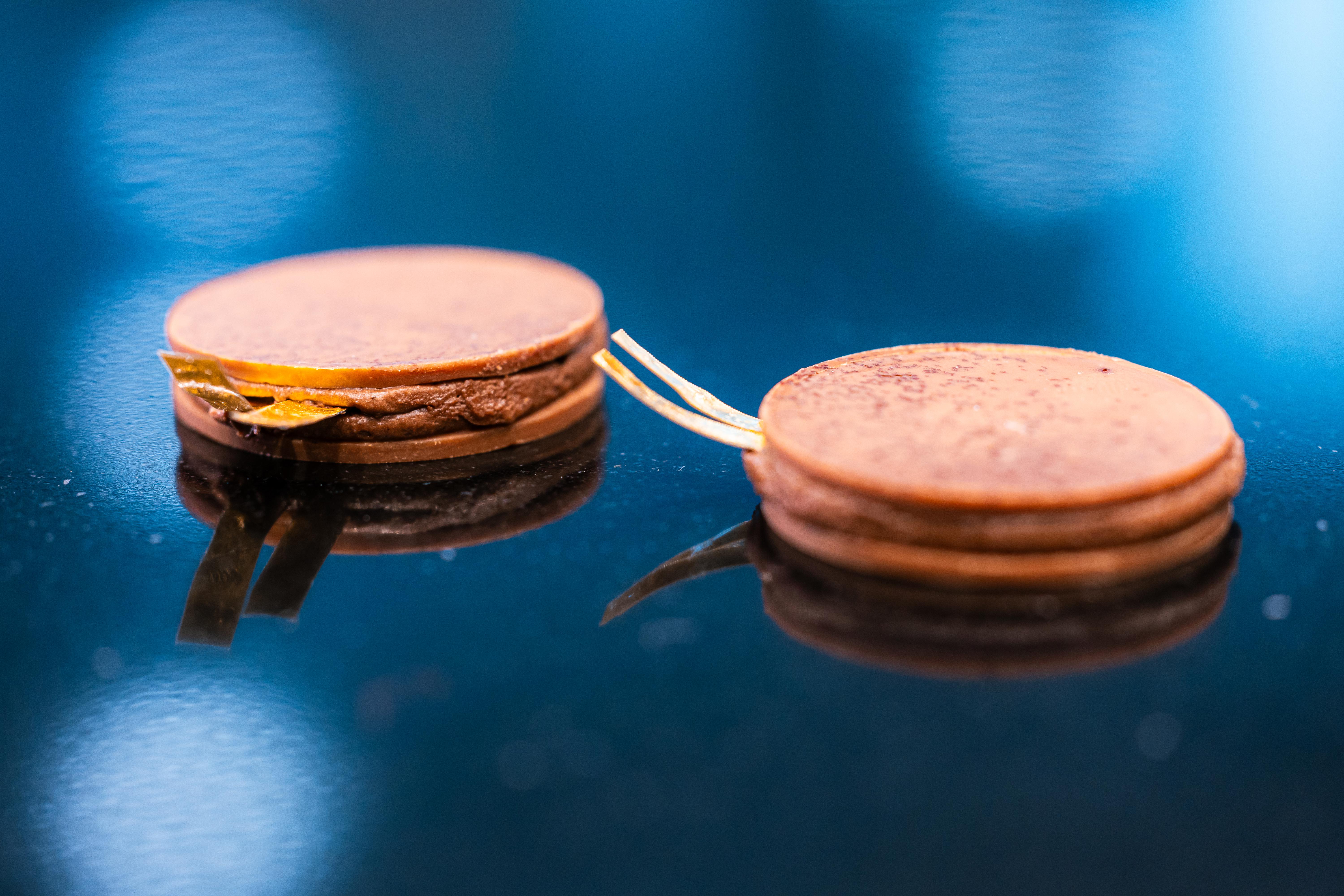 A Fantastic Wedding Cake That Features Two Edible Robotic Dancing Gummy ...
