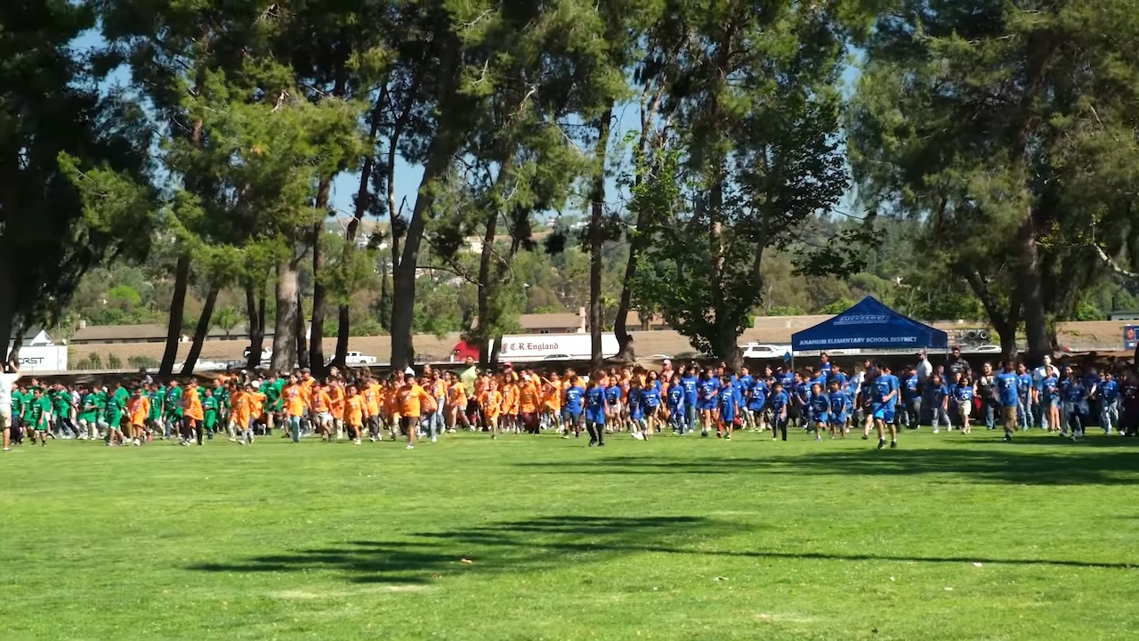 NeuTron Bike, A Futuristic Motorcycle Based on the 'Tron' Light Cycles