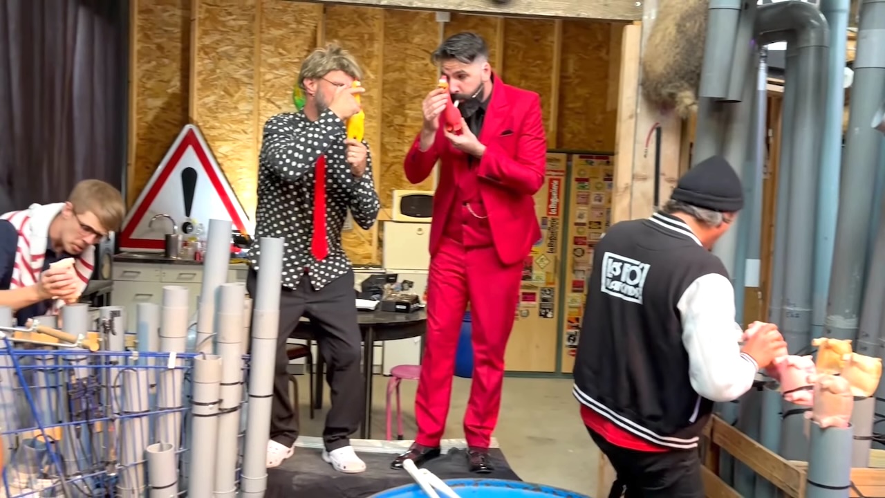 A Funky Cover of the 'Pink Panther' Theme Song Played on Squeaky Pink ...