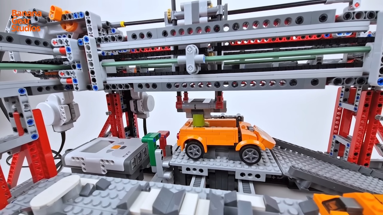 A Fully Automated LEGO Car Factory