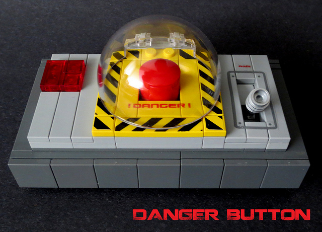 A LEGO Danger Button That Works, Complete With Flashing Red Light