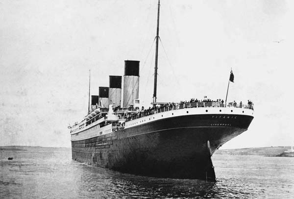 Rare Photographs Taken Aboard the Titanic (1912)