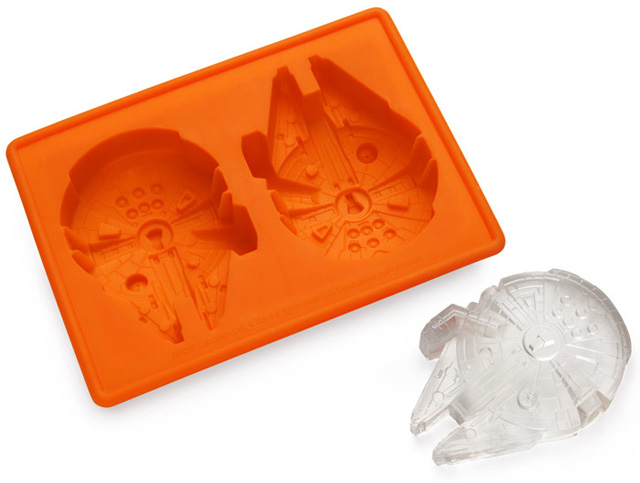 Star Wars Themed Ice Cube Trays That Can Create Ice or Candy
