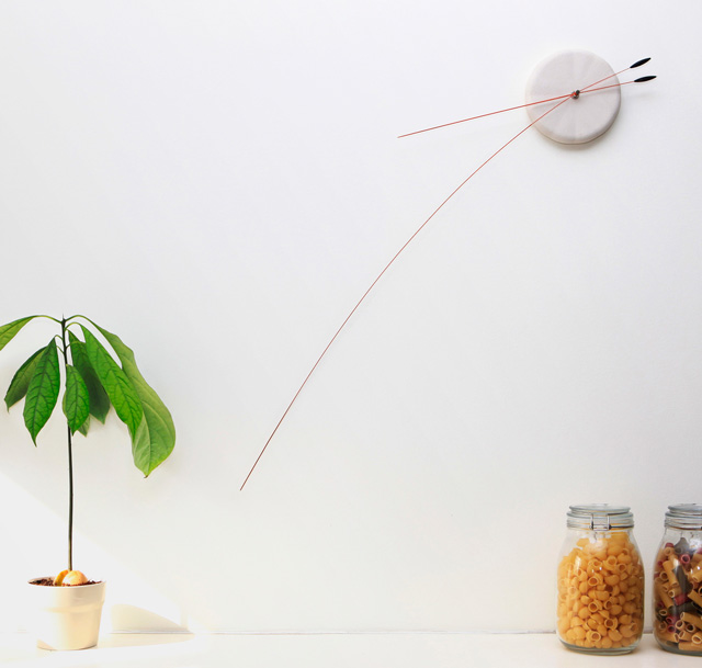 Lithe Clock, A Wall Clock With Extremely Long Hands